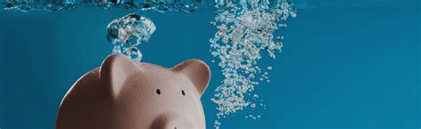 10 Signs Of Swimming Or Drowning In Debt Credit Simple