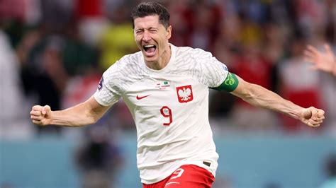 Lewandowski Ends World Cup Goal Drought As Poland Claim Vital Win Vs