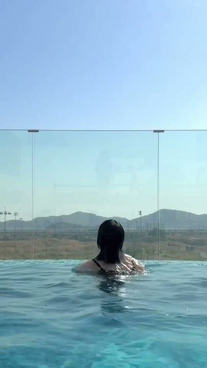 씨메르 인피니티 풀에서 이렇게도 영상을 찍어보세요 청량한 날씨에 헤엄치기🏊🏻‍♂️ 파라다이스시티 씨메르 영종도 워터파크 인피니티풀 Youtube