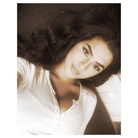 Picture Of Gita Hadizadeh