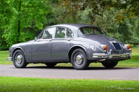Jaguar Daimler 2 5 Litre V8 1964 Welcome To Classicargarage