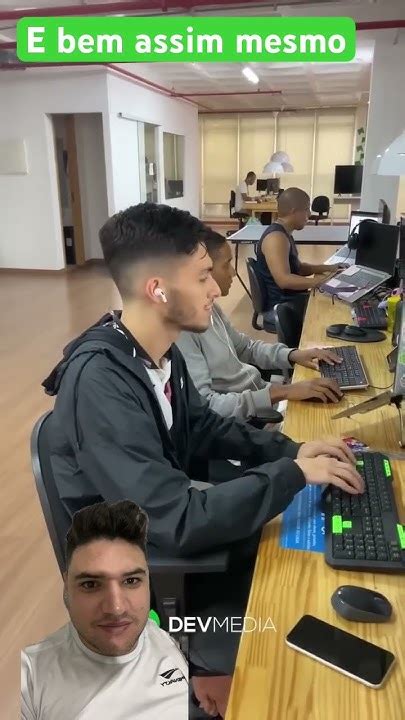 Python Coder Javascript Desenvolvedor Youtube