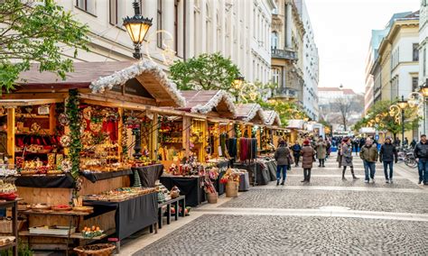 10 Magical Christmas Markets In Budapest Wandering Wheatleys