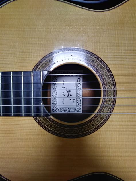 연주용기타 내놓기 2003년 이주용기타 콘서트 모델 200만원에 판매합니다 판매완료