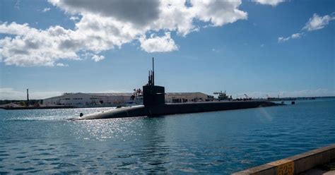 [단독]美 전략핵잠수함 Ssbn 괌 입항 이례적 공개