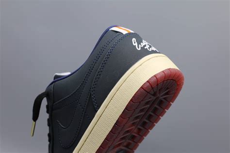 کتانی نایک ایر جردن 1 لو ایست ساید گلفnike Air Jordan 1 ویگمور