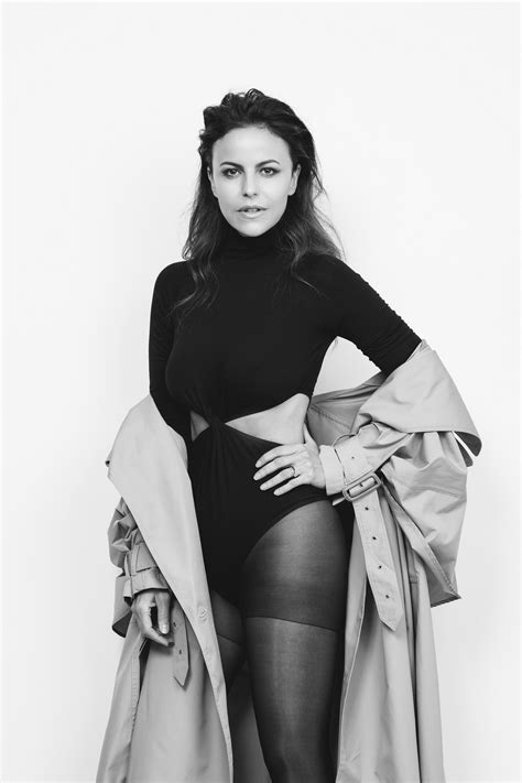 Alejandra Ambrosi Sentir Vivir Darlo Todo En Escena