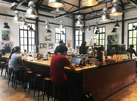 都市中的小秘境探訪胡志明神秘咖啡小店 100室內設計