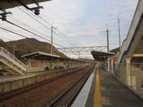 道場駅 改札画像 net