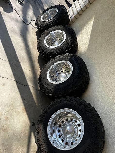 165x12 33x1250 Weld Stonecrushers 8x65 Car Wheels Tires And Parts