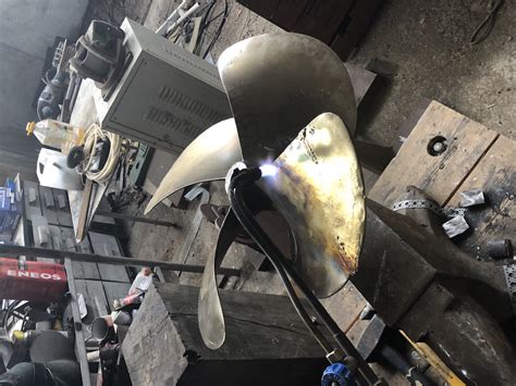 Ремонт винтов — Ремонт лодочных и гребных винтов