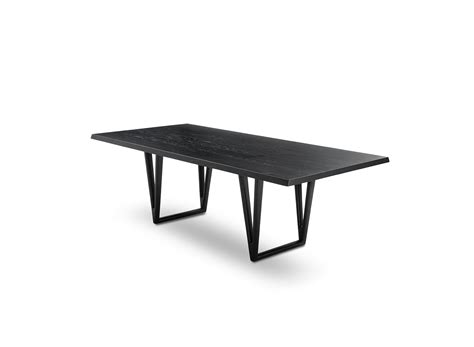 Tips For Buying The Right Dining Table For Your Space King