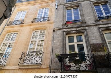 149 181 Dirty Clean House Images Stock Photos Vectors Shutterstock