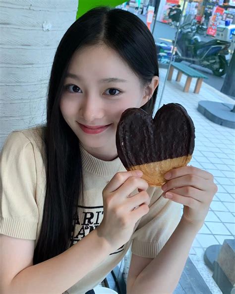 240214 Kim Sumin Instagram Update R Universeticket