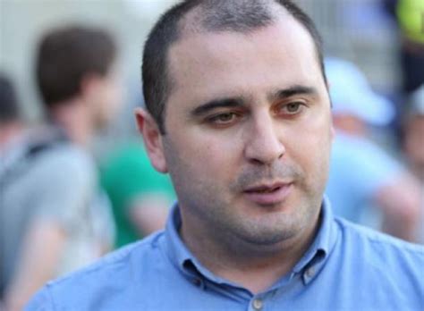 “მე კი არ მიხარია ღარიბაშვილის ცოლზე რომ ვლაპარაკობ” ლევან