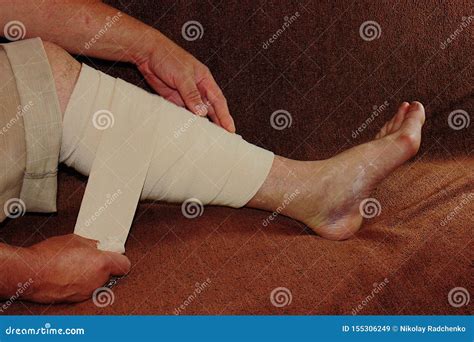 Men`s Leg Is Wrapped With An Elastic Bandage Stock Image Image Of Orthopedic Care 155306249