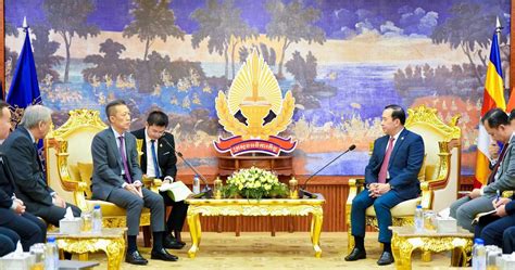 ឯកឧត្តម ហួត ហាក់ អនុញ្ញាតឱ្យ លោក យ៉ុង ជីងសាន តំណាងក្រុមអ្នកវិនិយោគមកពីប្រទេសម៉ាឡេស៊ី