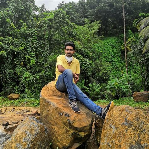 Alex Varghese Valiyamkuzhiyil Youtube