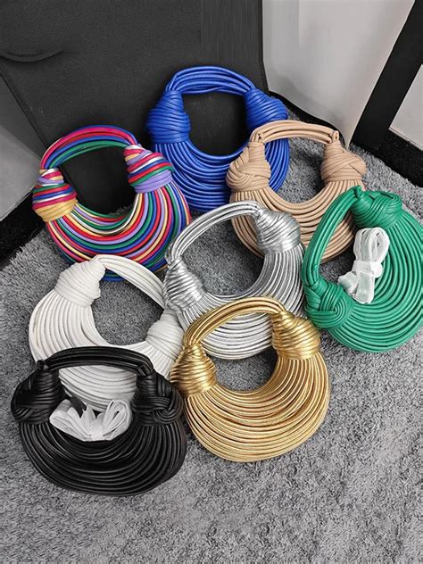 Stylish Geometric Zipper Handbags With Contrast Colors