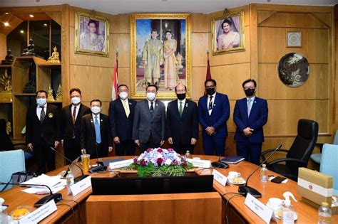 “ศักดิ์สยาม” หารือเลขาฯ Imo ย้ำไทยพร้อมรับตรวจประเมินมาตรฐานขนส่งทางน้ำปี 66