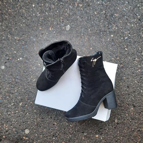 Черевики натуральна замша — ціна 1500 грн у каталозі Черевики Купити