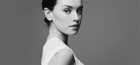 3088x1440 Resolution Beautiful Daisy Ridley Monochrome 2018 3088x1440
