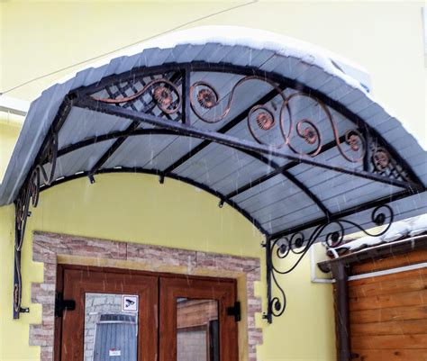 Козырек над входной дверью своими руками из профильной трубы 90 фото
