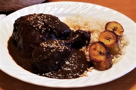 Oaxaca Style Black Sauce Mole Negro Estilo Oaxaca My Slice Of Mexico