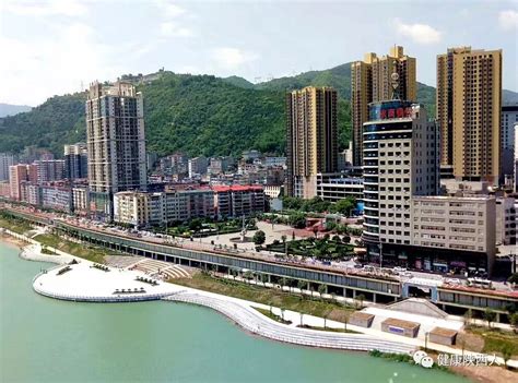 安康旬阳市安康紫阳县大山谷图库