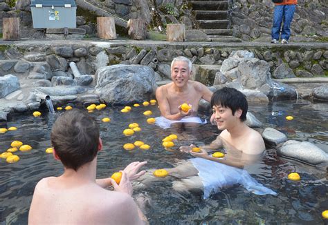 露天風呂河原風呂 三朝温泉ポータルサイト宿泊施設観光情報満載三朝温泉 公式サイト