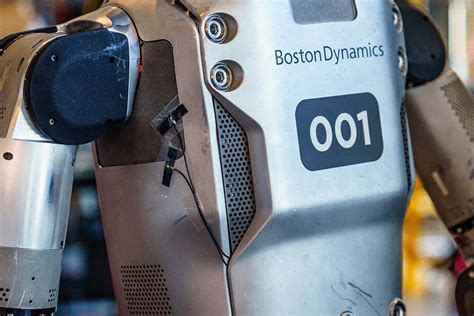 Le Nouveau Robot De Boston Dynamics A T Il Besoin Dun Exorciste