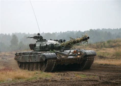 Чехія передала Україні 12 танків T 72m1 у чому їхня особливість Today Ua