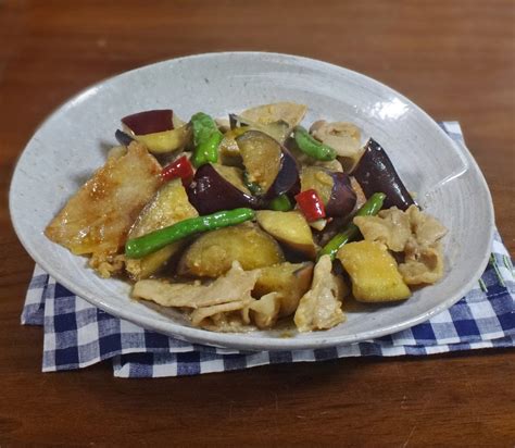 ごはんが進むコクうま ／簡単！豚肉と茄子の味噌醤油炒め Pure Life ～おいしく、楽しく、健康に。～