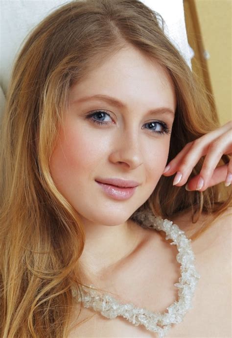 Daisy Gold Nude Aka Daisy Sex Art Daisy A Eternal Desire Daisy Gold Watch Beauty