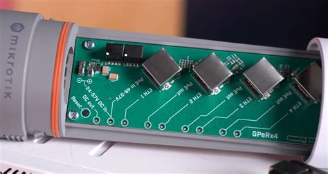 MikroTik Smart PoE Switch GPER14i GPeRx4 SwOS Axilogi S R O