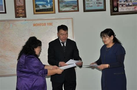 ХАМТРАН АЖИЛЛАХ САНАМЖ БИЧИГТ ГАРЫН ҮСЭГ ЗУРЛАА