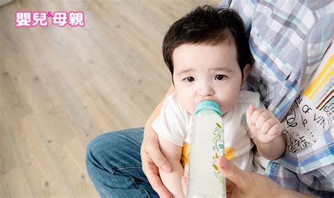 寶寶喝完奶哭鬧拉肚子！「乳糖不耐」vs「牛奶蛋白過敏」 嬰兒與母親