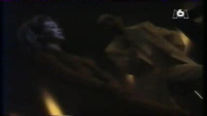 Christine In Narcisso Show