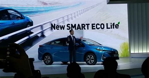 2017 서울모터쇼 토요타 프리우스 프라임 국내 첫 선 다음달 11일 국내 출시