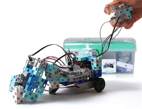 Des Robots Pour Apprendre à Coder à Lécole Primaire Jiboo