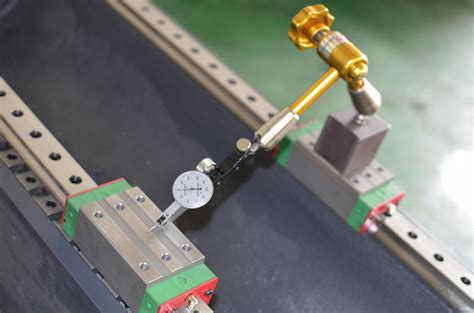 High Speed Vertical CNC Machine Center For Metal Cutting VMC 850 Jointech CNC Machinery