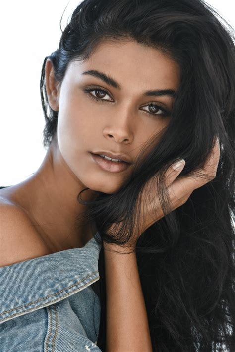 Picture Of Komal Khosla