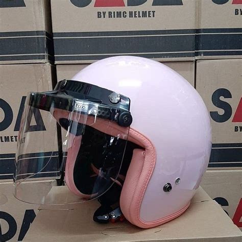 6 Rekomendasi Helm Wanita Berhijab Yang Nyaman Dan Ringan