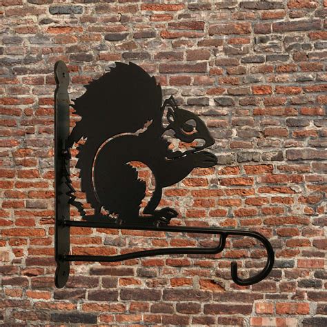 Squirrel Feature Bracket Gap Garden Products