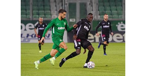 Португалци взимат Са