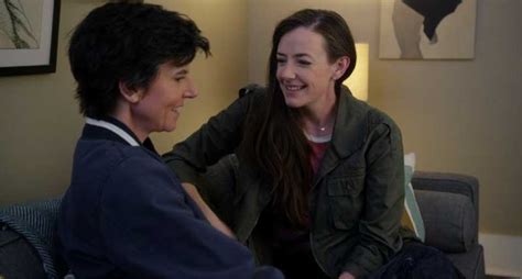 Review Season 2 Of One Mississippi Old Aint Dead