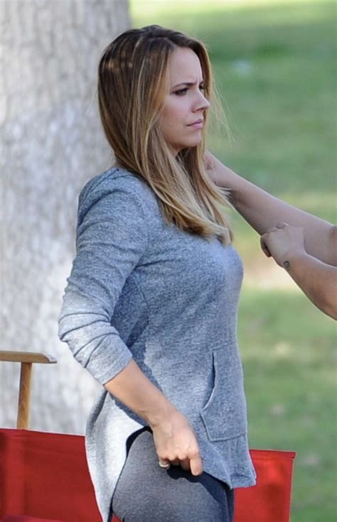 Jessica Barth Biography Height And Life Story Super Stars Bio