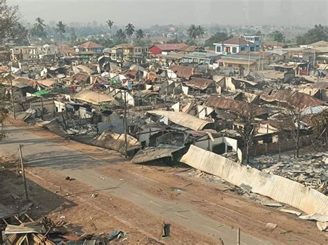 Dvb မြင်းခြံရှိကျေးရွာများ မီးရှို့ခံရပြီး အရပ်သား ၃ ဦး သေဆုံး၊ စစ်တပ်က ဗုံးကြဲသဖြင့် ဆီဆိုင