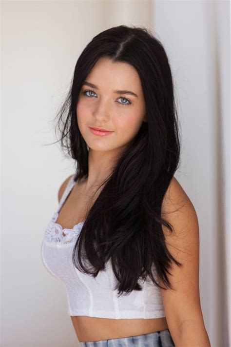 Picture Of Gabrielle Giguere