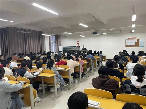 郑州旅院旅游管理学院 召开2021级新生班委座谈会 郑州旅游职业学院旅游管理学院河南省首批试点院系“三全育人”主题网